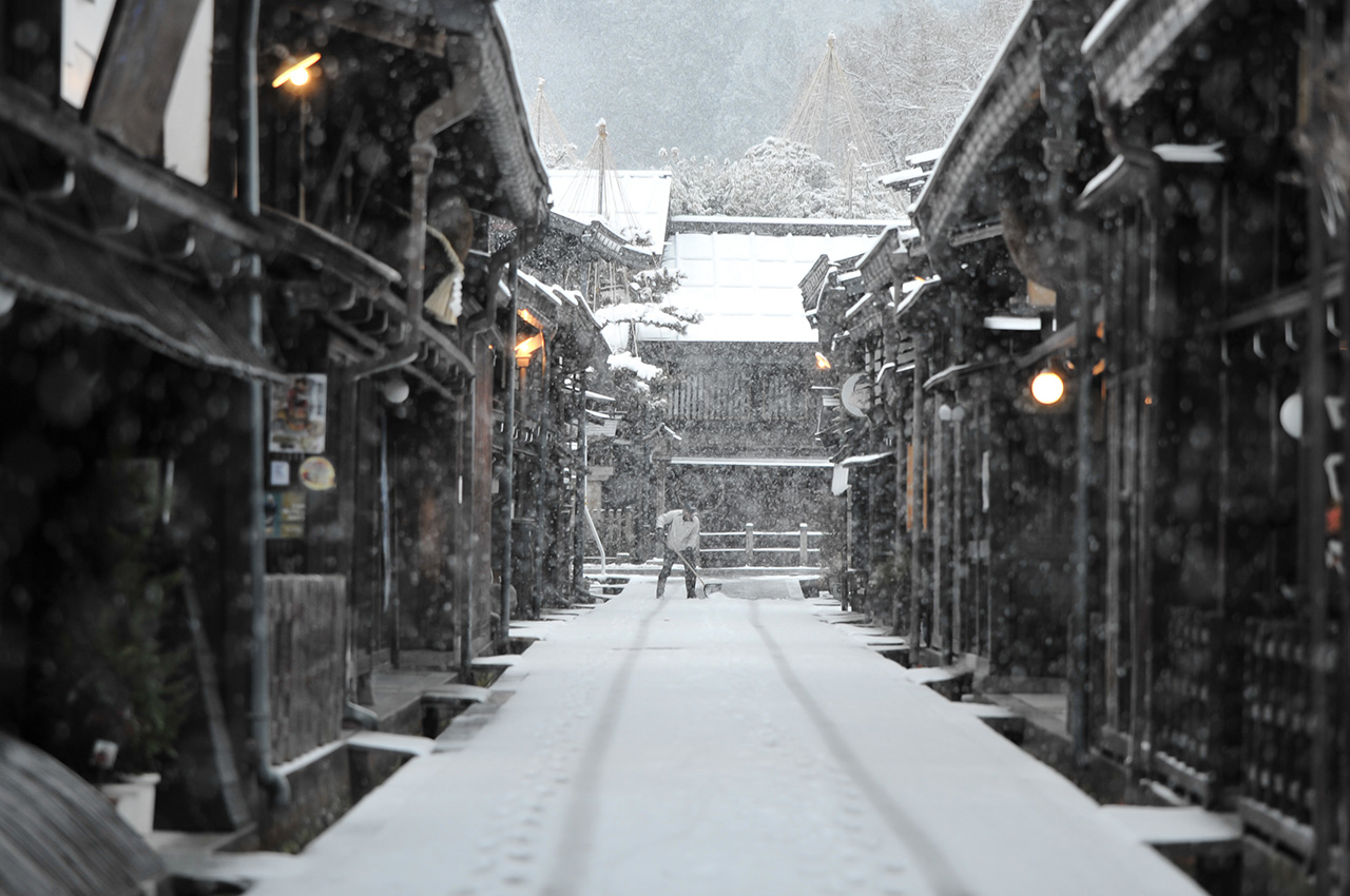 Takayama in the Snow | A Photographer’s Dream - RIKKA TAKAYAMA